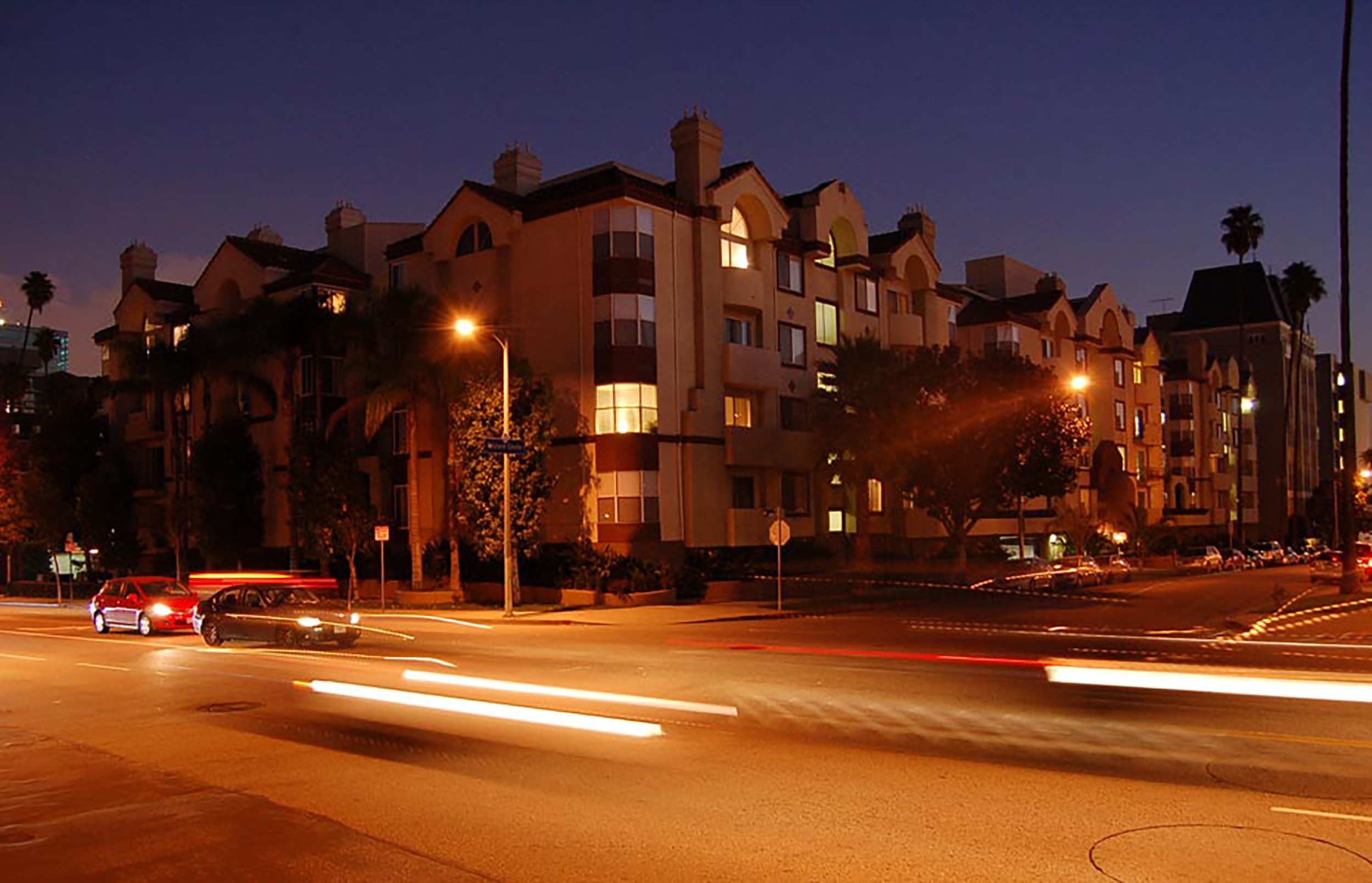 Commercial Windows Gallery - California Deluxe Windows CDW®