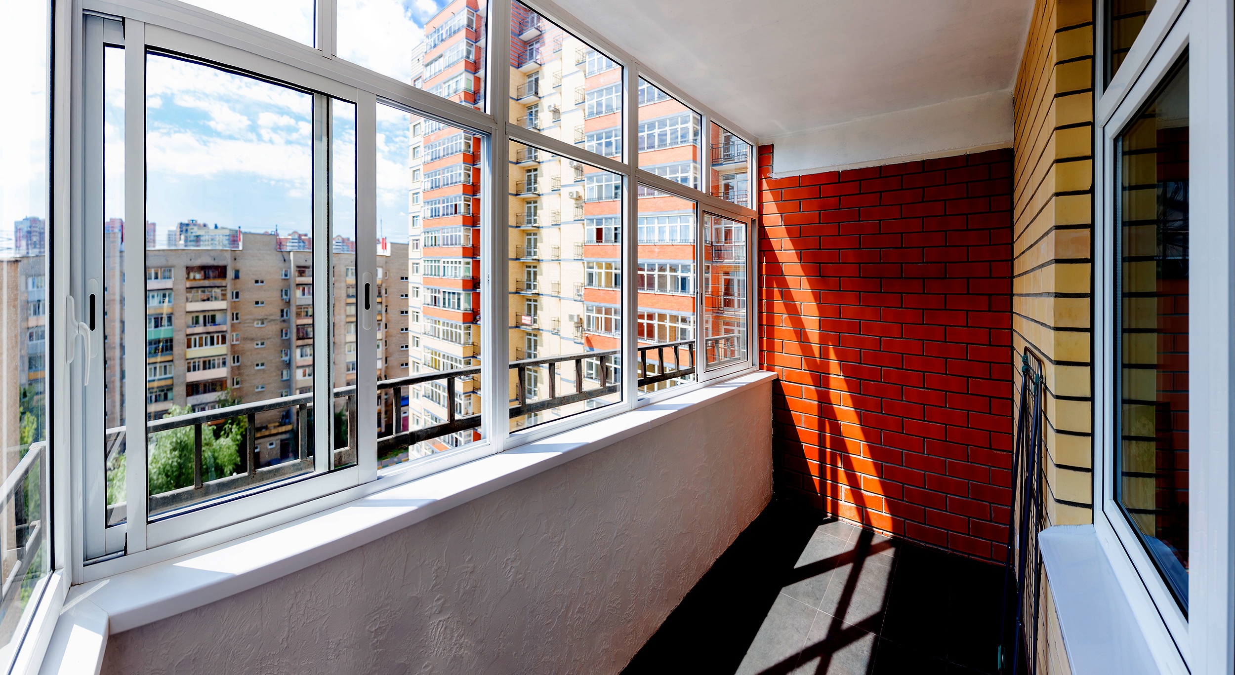 Sliding Windows Gallery - California Deluxe Windows CDW®